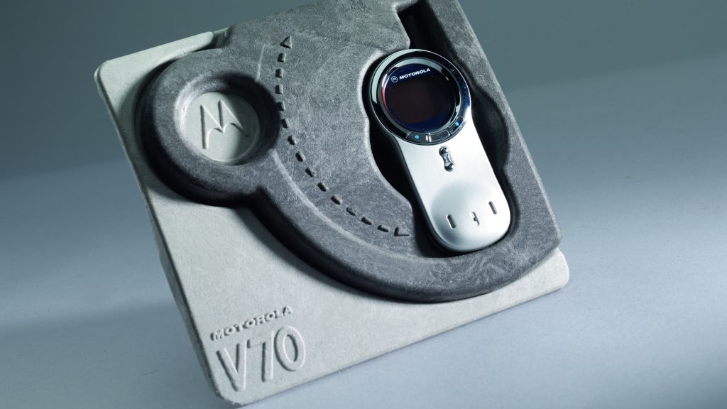 TRICAS | Motorola v70 Packaging